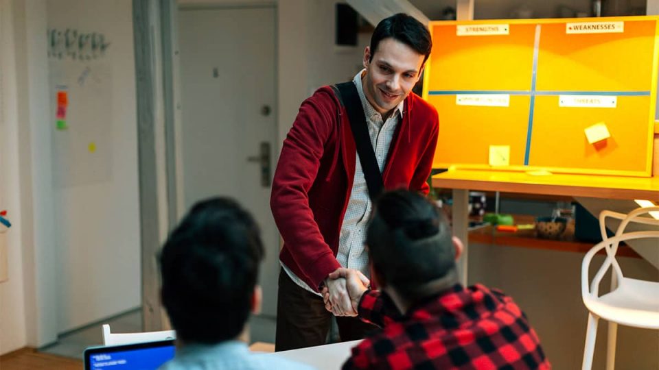 Do companies pay for interview travel expenses? | Jobsite